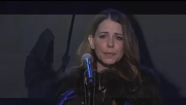 Jaina voice actress Laura Bailey sang "Daughter of the Sea" live at ...